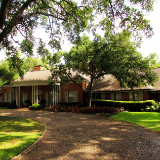 Landmarks of Longview | Gregg County Historical Museum